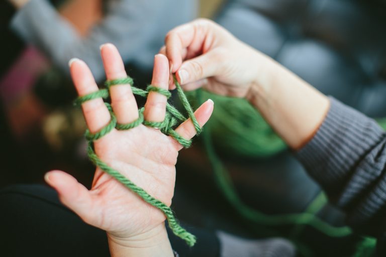 Finger Knit Cowl and Tutorial - Whistle and Ivy