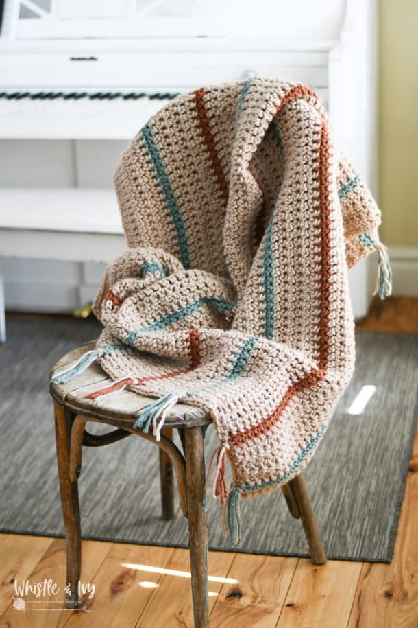 Sand Dollar Blanket- A summer crochet blanket pattern